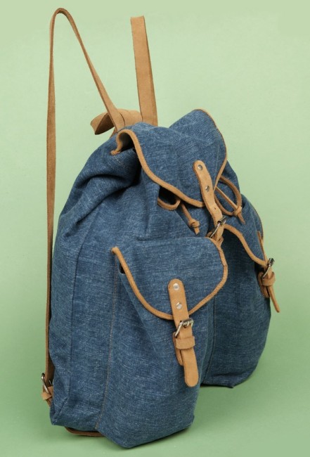 Must Have: HIXSEPT June Backpack | Sidewalk Hustle